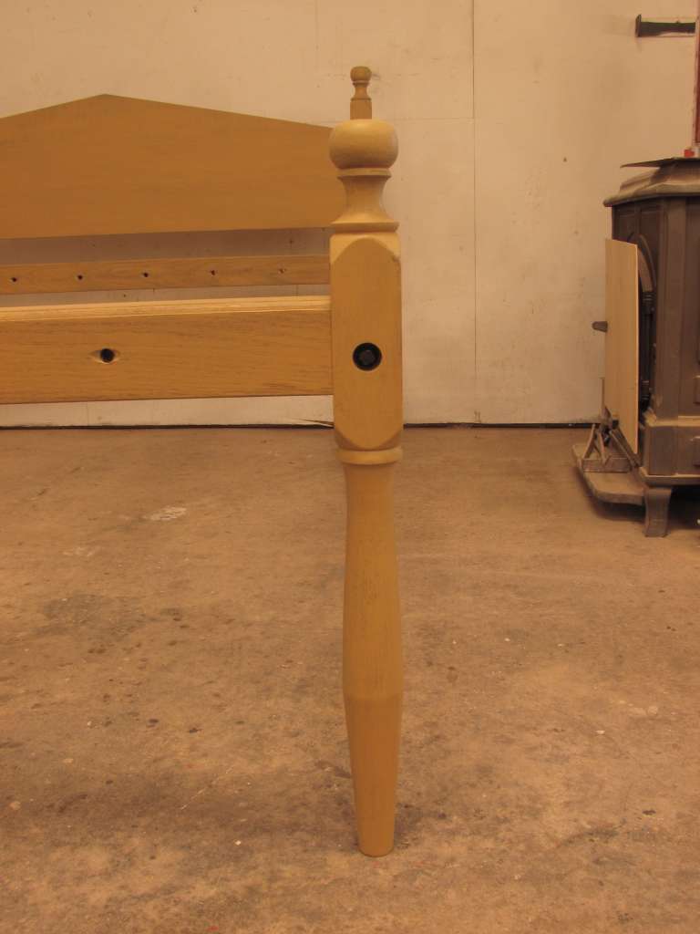 Simple Turned Foot Low Post Bed – The Country Bed Shop